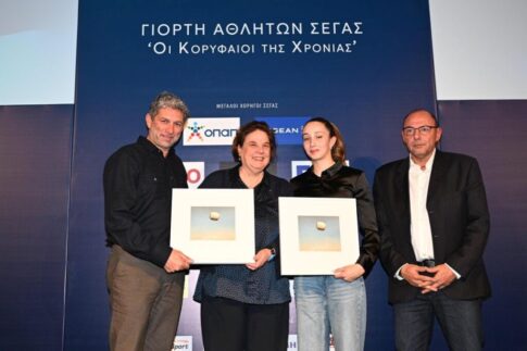 Τιμή, συγκίνηση και υπερηφάνεια στη γιορτή του ΣΕΓΑΣ στο Στάδιο Ειρήνης ...