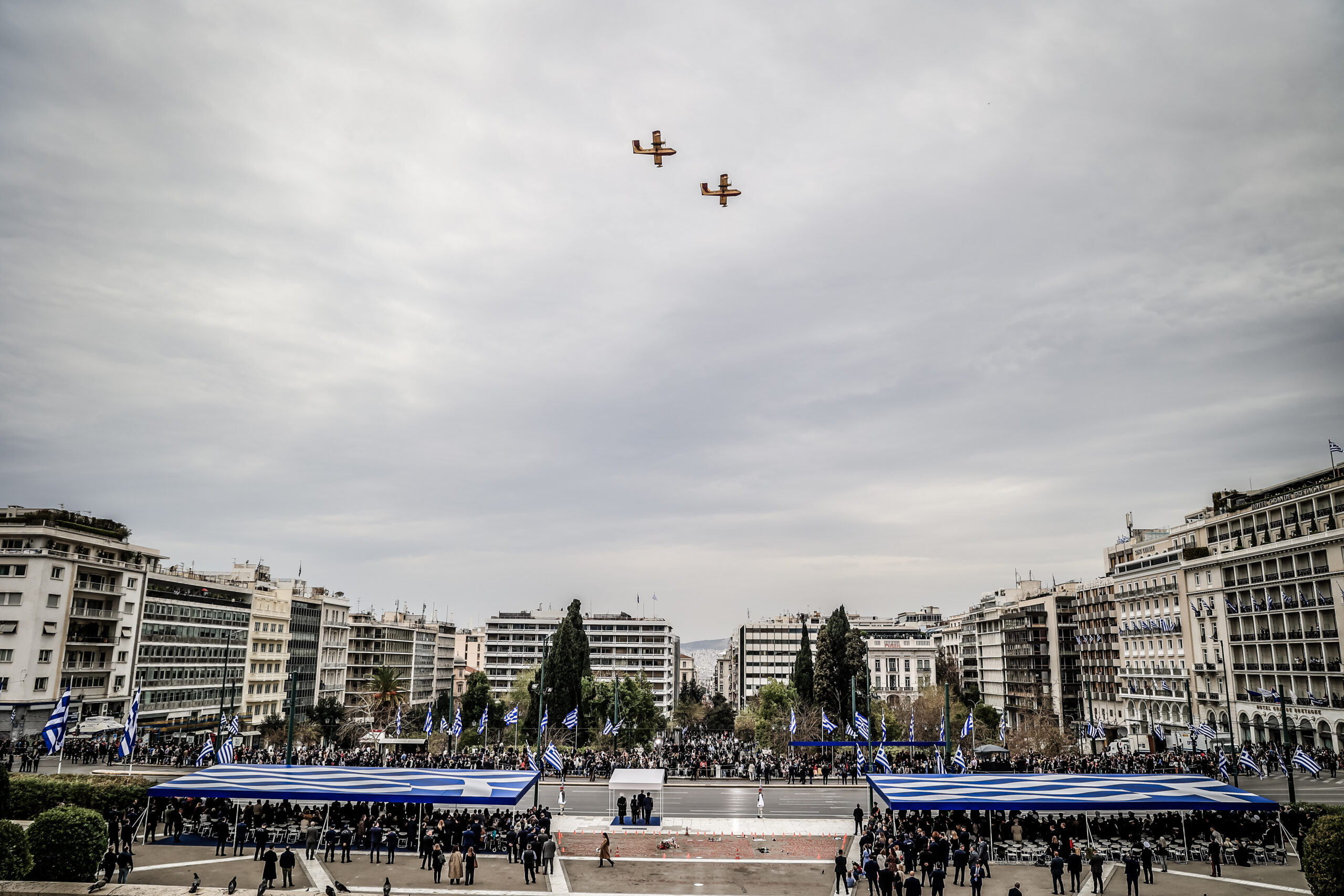 ΕΔΕ από το ΓΕΝ για τα υβριστικά συνθήματα που ακούστηκαν στην παρέλαση ...