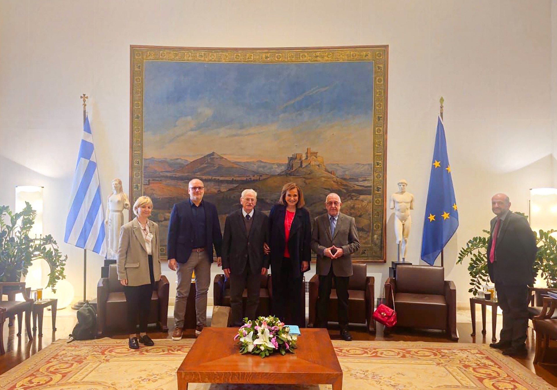Χανιά: Ενημέρωση του προέδρου της Βουλής για το έργο του Ιδρύματος "Ελ ...