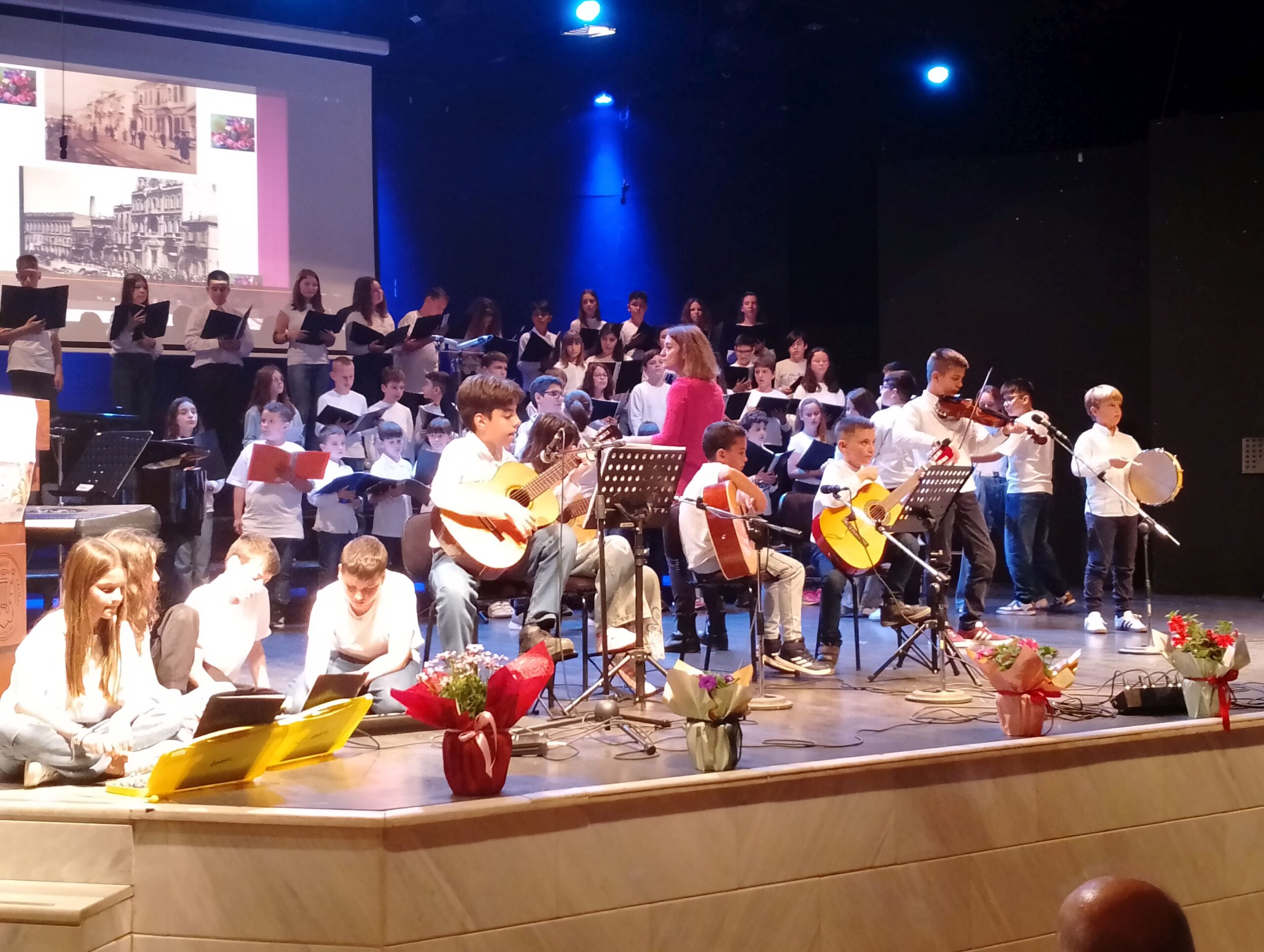 7ο Μουσικό Φεστιβάλ: Μαθητές 25 σχολείων της Λάρισας "ταξίδεψαν" στους ...