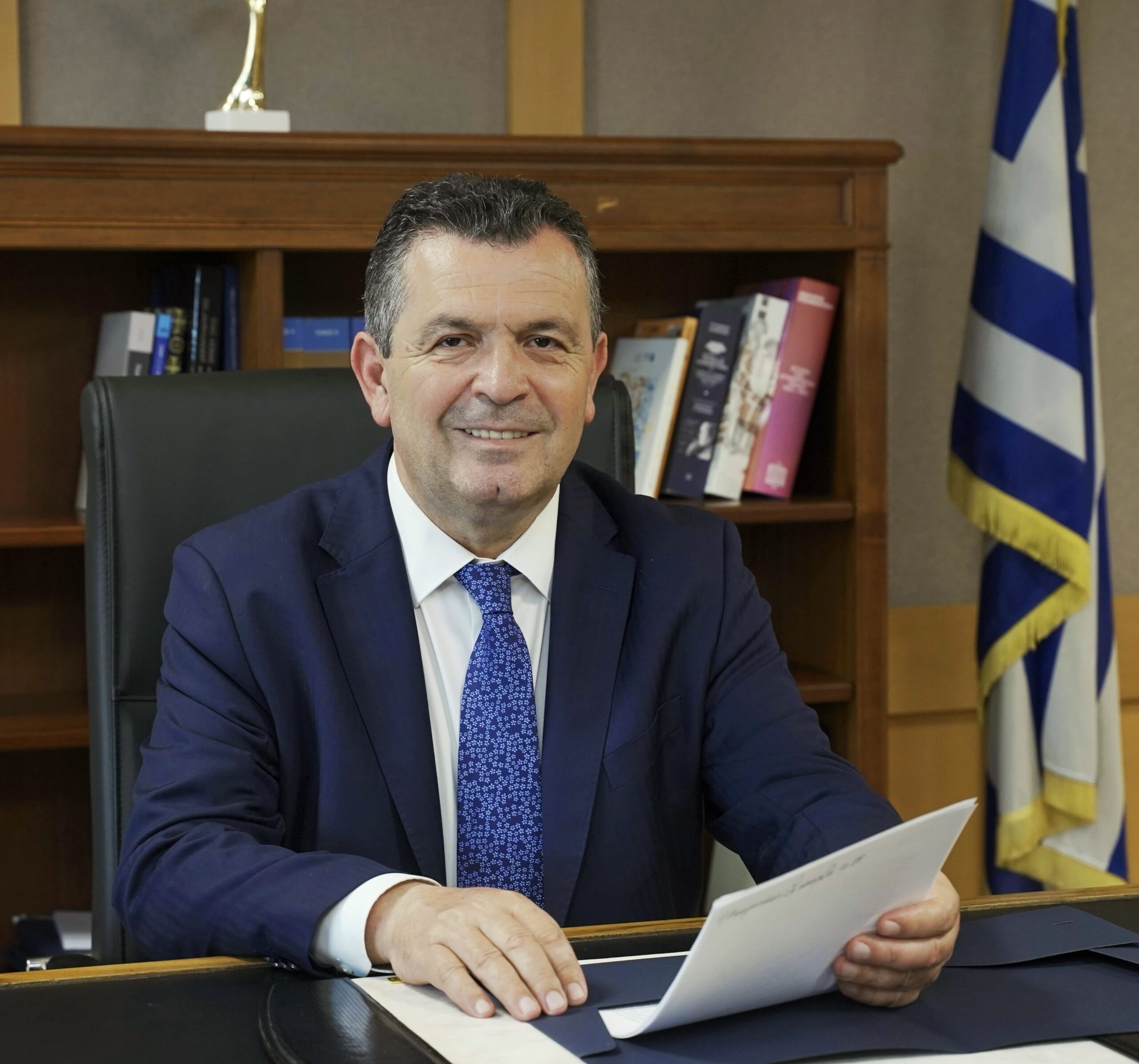 Ανοιχτή επιστολή του υφυπουργού Χρήστου Μπουκώρου για το Κτηματολόγιο ...