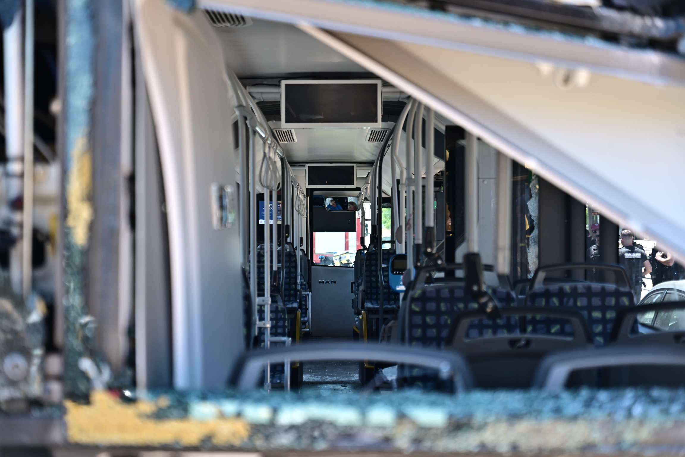 Τροχαίο στην παραλιακή: 47 οι τραυματίες, οι τρεις σοβαρά από τη σύγκρουση αστικών λεωφορείων ...