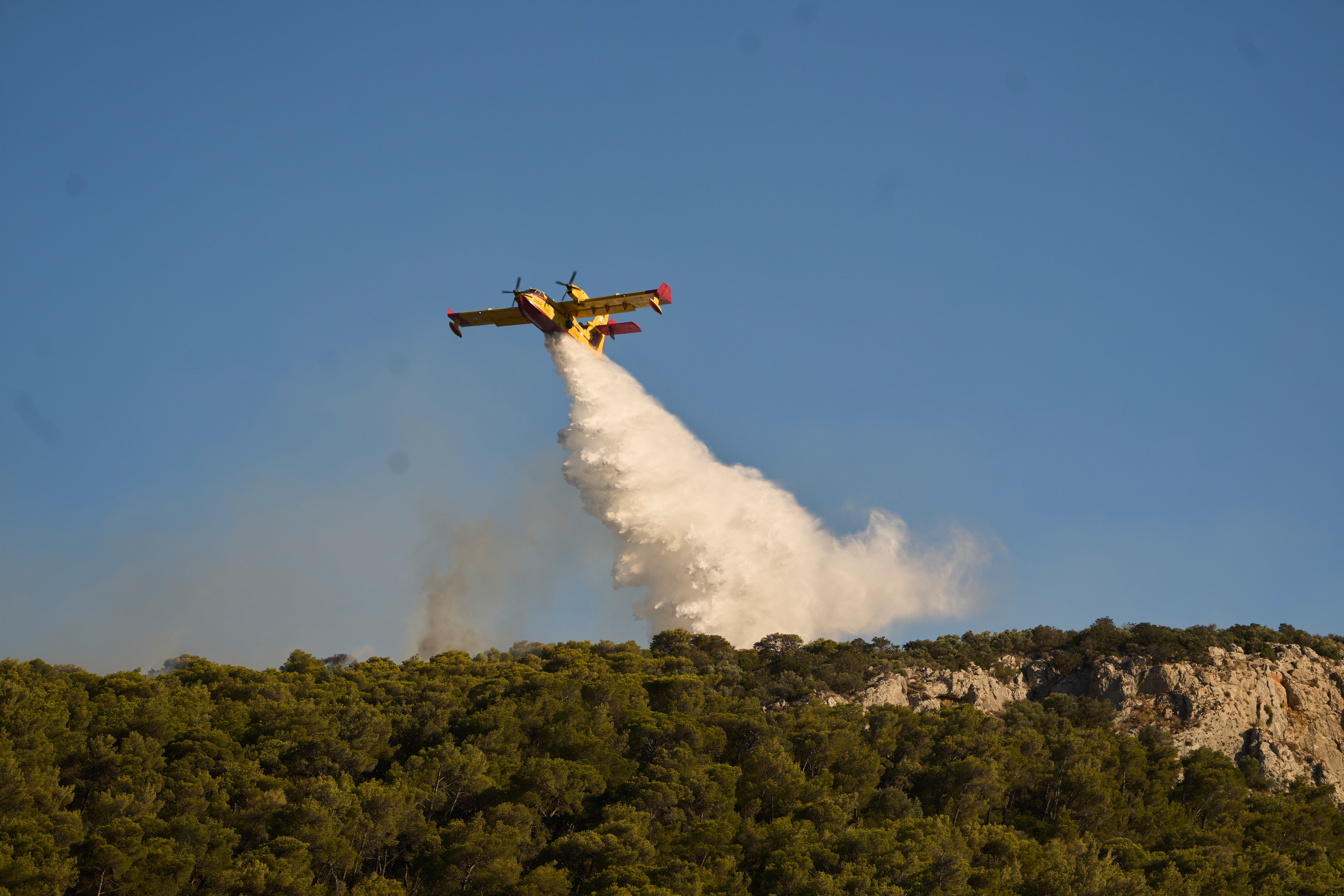 Πολύ αυξημένος κίνδυνος πυρκαγιάς την Τετάρτη - Σε κλοιό καύσωνα η χώρα ...