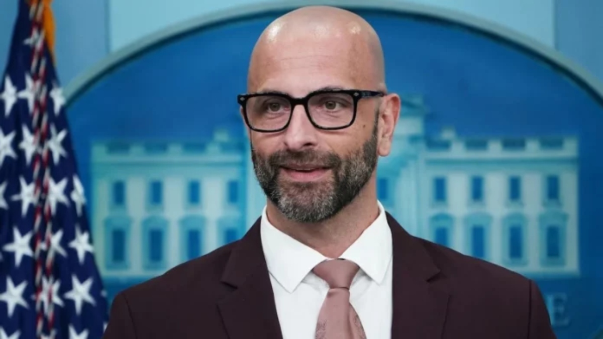 Παραίτηση του Δημήτρη Δασκαλάκη από το Εθνικό Κέντρο Εμβολιασμού των ...