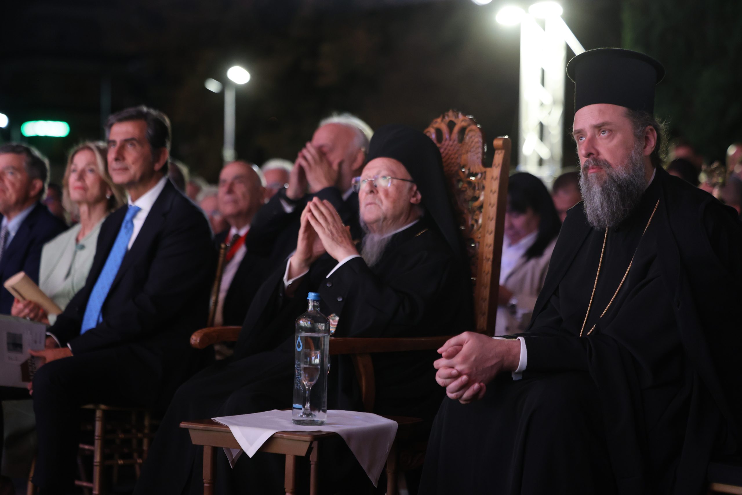 «Άγιον Όρος - Πέρα από το ορατό»- Εγκαίνια της έκθεσης φωτογραφίας δια ...