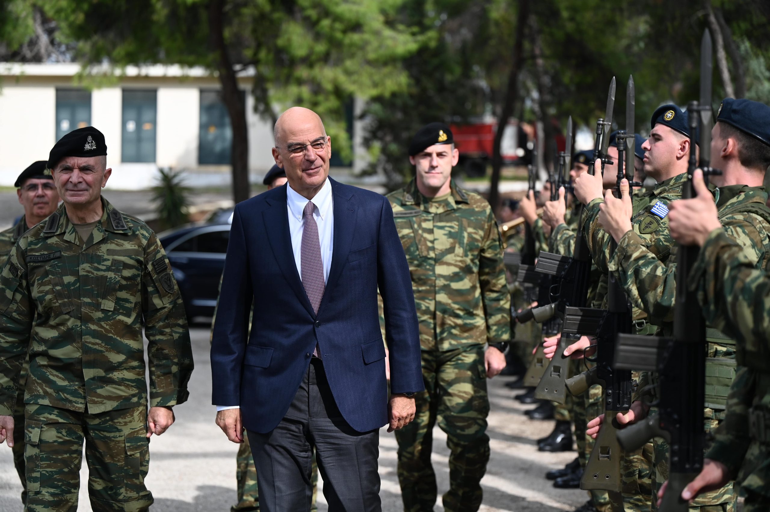 Ν. Δένδιας από το εργοστάσιο παραγωγής drones: Έχουμε δυνατότητα ...