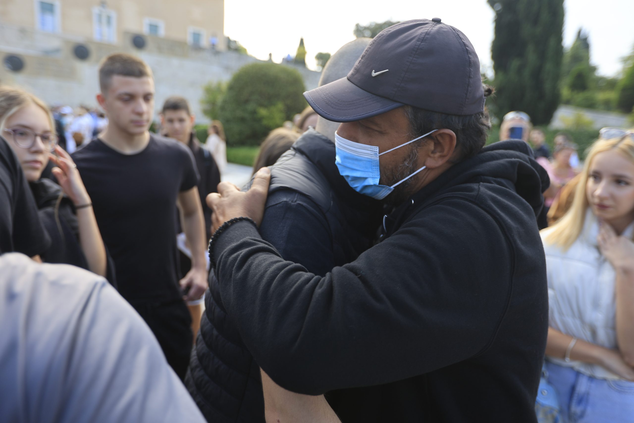 Αναβλήθηκε η εκταφή του γιου του Πάνου Ρούτσι ώστε να οριστεί τεχνικός ...