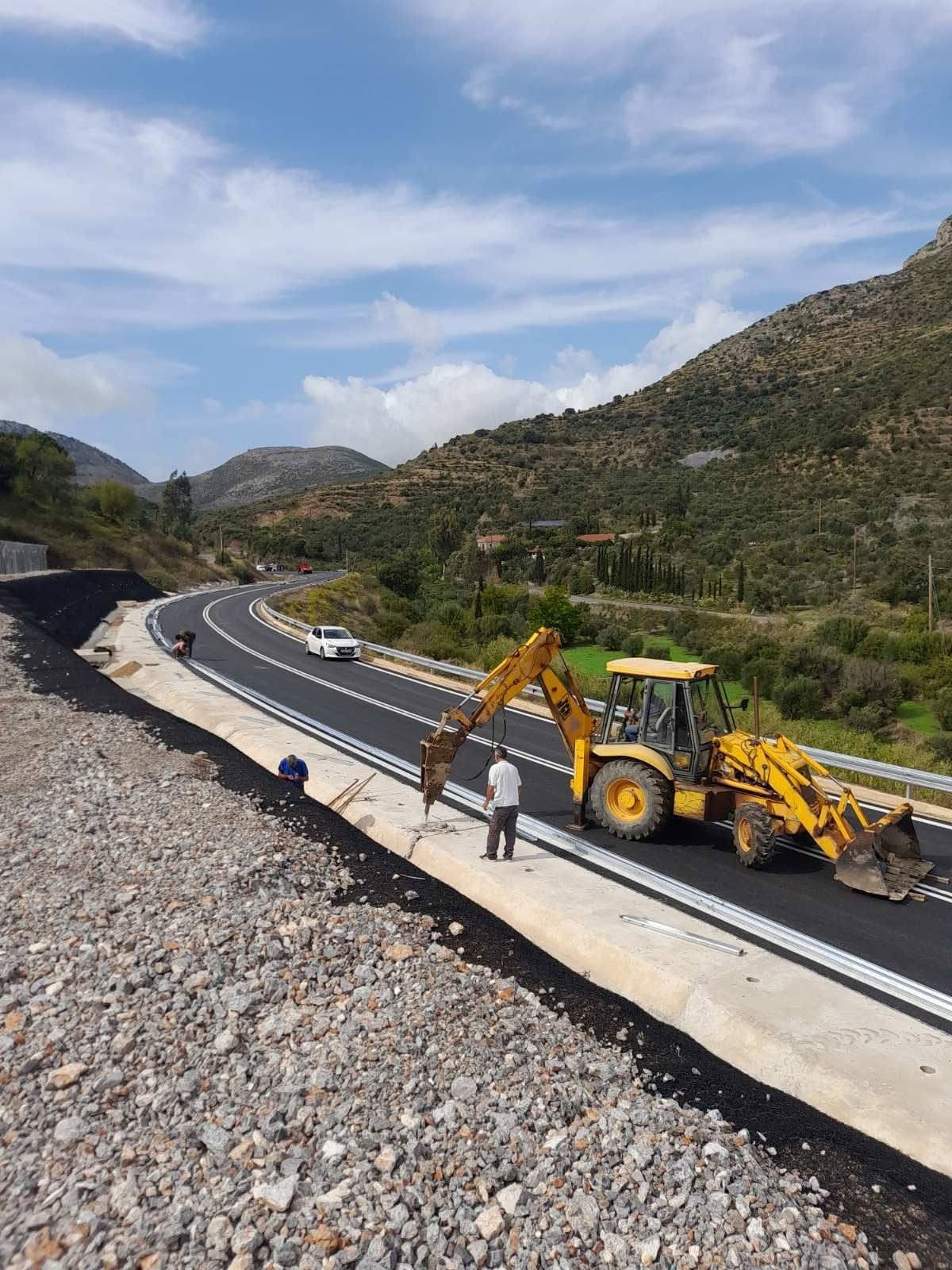 Εγκαινιάζεται το νέο κομμάτι του δρόμου Γυθείου - Αρεόπολης - ertnews.gr