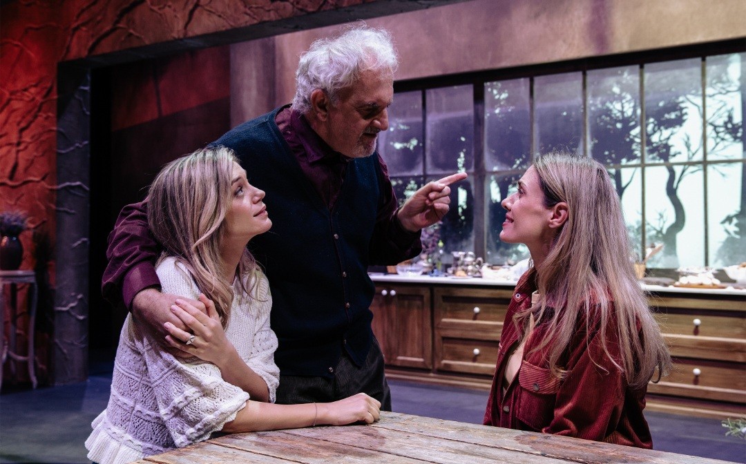 Θεσσαλονίκη: «Πριν ανοίξουμε φτερά»- Από τις 19 Δεκεμβρίου στο θέατρο Αριστοτέλειον - ertnews.gr