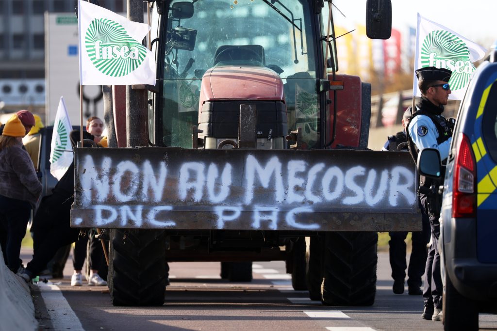 ΣΥΡΙΖΑ για συμφωνία ΕΕ–Mercosur: Η ΝΔ να υπερασπιστεί, έστω και τώρα ...