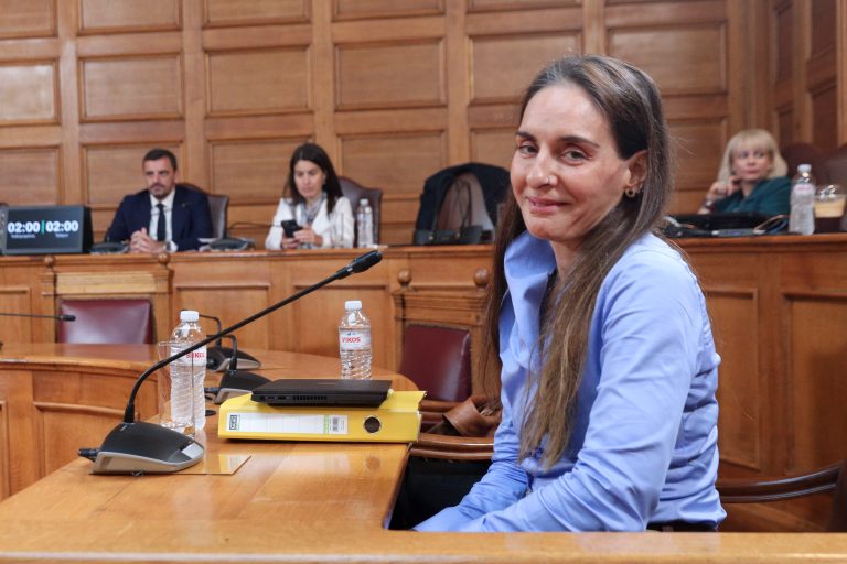Διευκρινίσεις ΑΑΔΕ για τη νέα θέση της Τυχεροπούλου: Η τοποθέτησή της ...