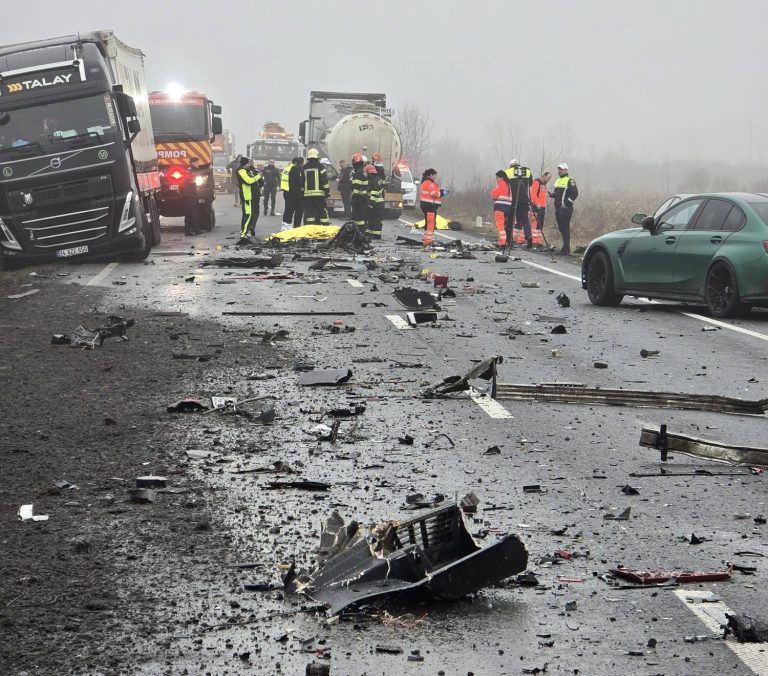 Τι λένε ειδικοί στο ΕΡΤnews για το βαν που μετέφερε τους οπαδούς του ...