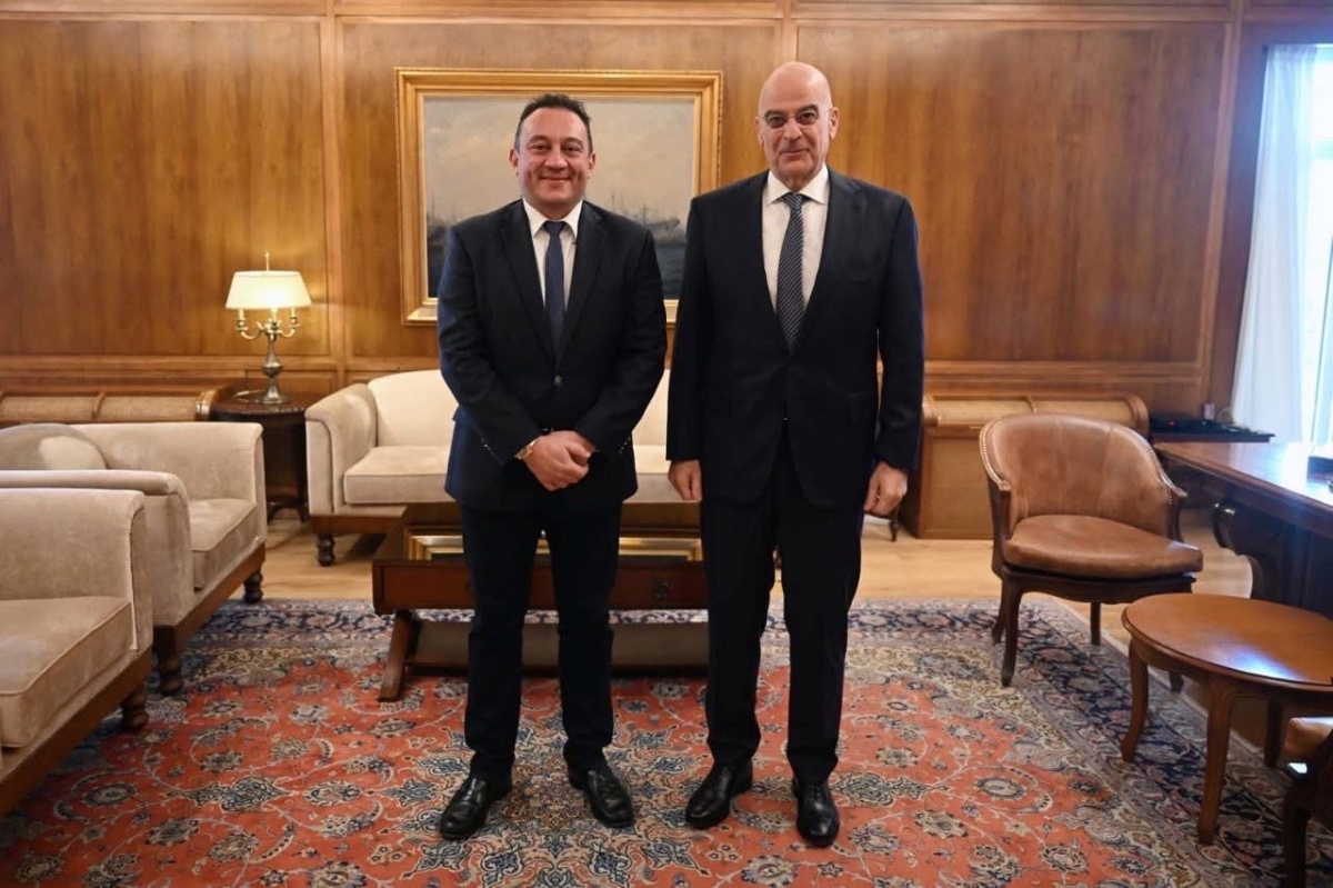 Συνάντηση Κ. Βλάση με Ν. Δένδια για τα στρατόπεδα της Τρίπολης - ertnews.gr