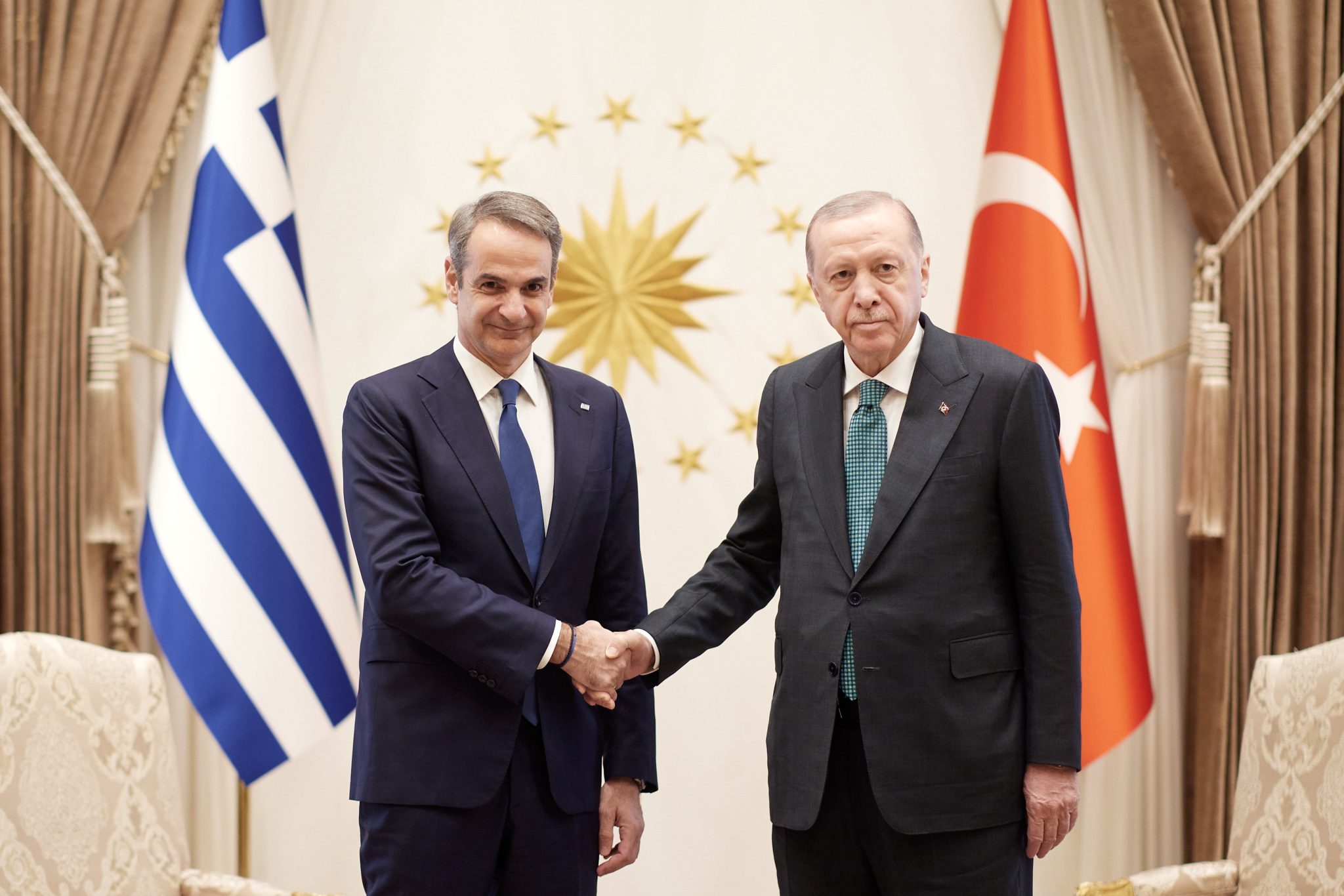 Μητσοτάκης: Να αρθεί κάθε απειλή στις μεταξύ μας σχέσεις - Ερντογάν ...