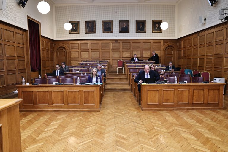 ΟΠΕΚΕΠΕ: Ολοκληρώθηκε η εξεταστική - Έως τις 24/2 παραδίδουν τα ...