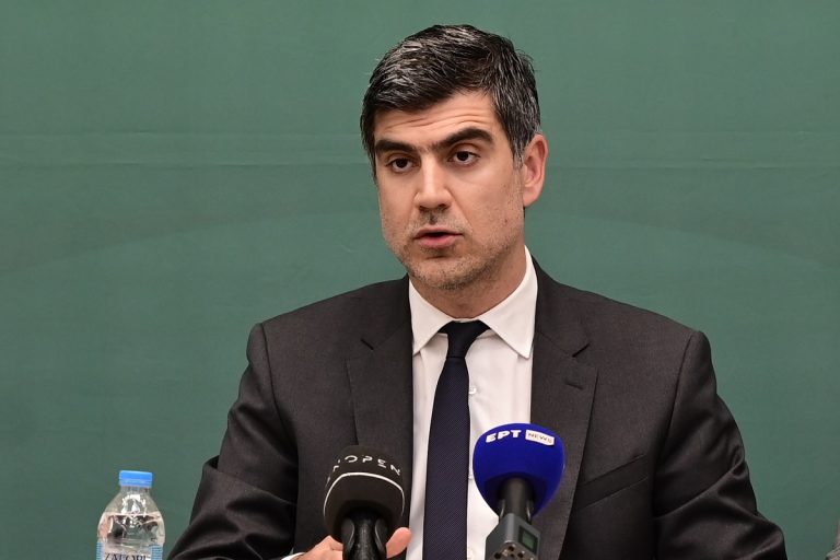 Θ. Γλαβίνας στο ΕΡΤnews Radio 105,8: Έχουμε όλοι ευθύνη το κόμμα να ...