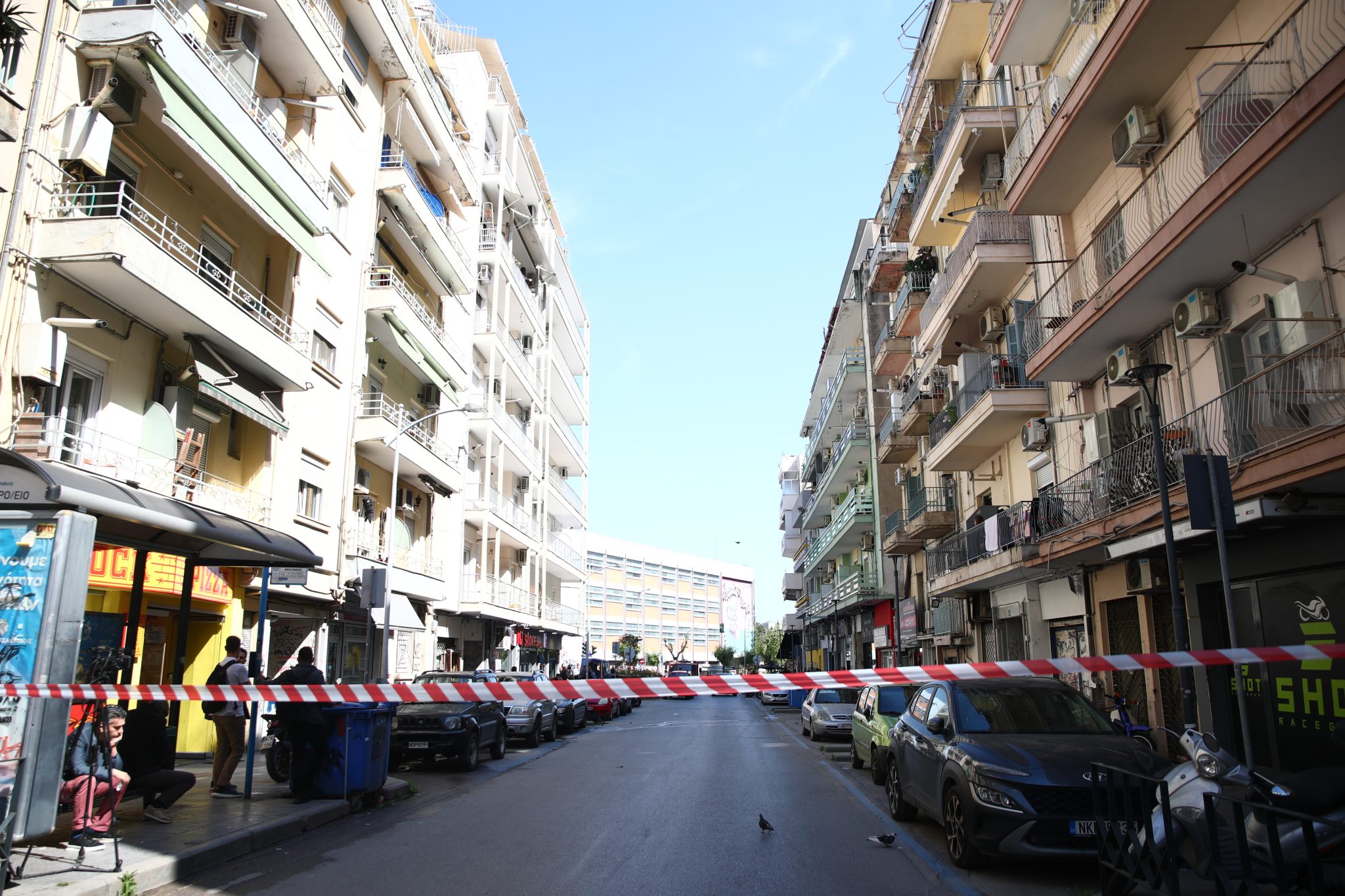 Θεσσαλονίκη: Επιχείρηση της αστυνομίας για τον 20χρονο που πετούσε ...