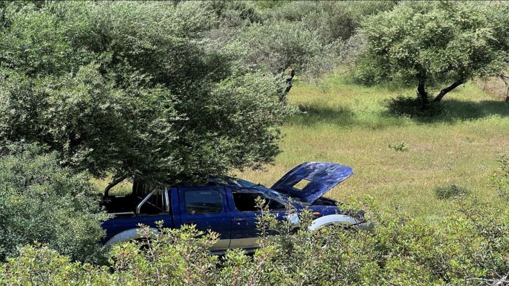 Αγροτικό έπεσε σε γκρεμό 10 μέτρων στην περιοχή της Λάρδου στη Ρόδο ...