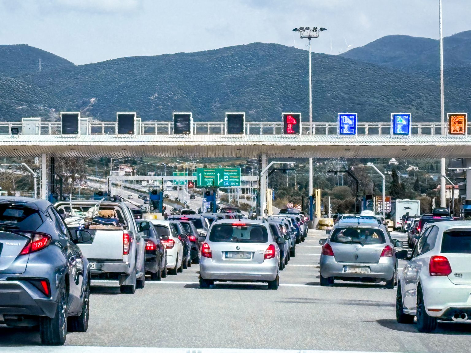 Ομαλή η επιστροφή των εκδρομέων της Πρωτομαγιάς - Αυξημένη κίνηση προς ...